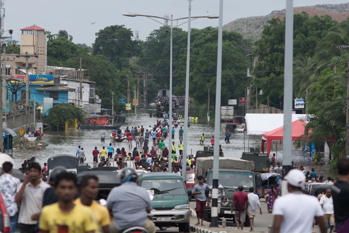 Roar Media Archive - #FloodSL On The Ground: Wellampitiya